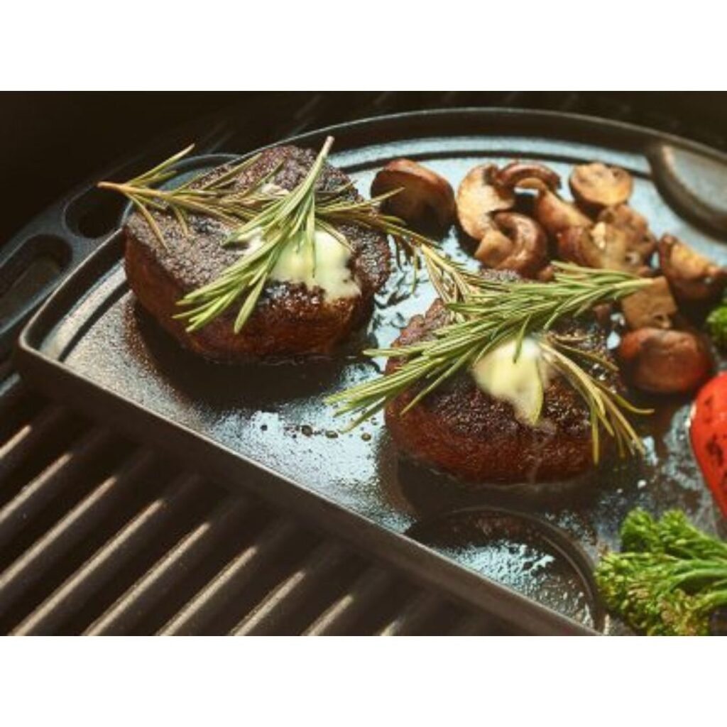 Big Green Egg - Half Moon Cast Iron Plancha Griddle XL-L - Wignells